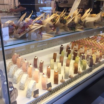 MARI BAKESHOP - Updated September 2025 - 101 Photos & 29 Reviews - 103 ...