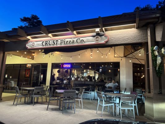 CRUST PIZZA CO. - PANTHER CREEK - Updated September 2024 - 134 Photos ...