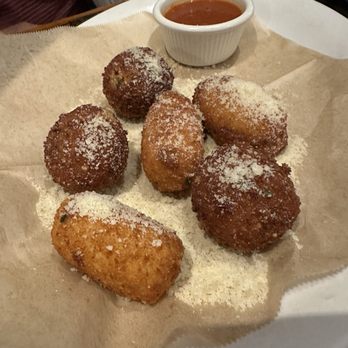 SIAMO NAPOLI - Updated November 2024 - 2699 Photos & 1828 Reviews ...