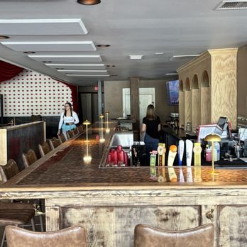 GOOMAH - Updated October 2025 - 84 Photos & 50 Reviews - 2440 Orchard ...