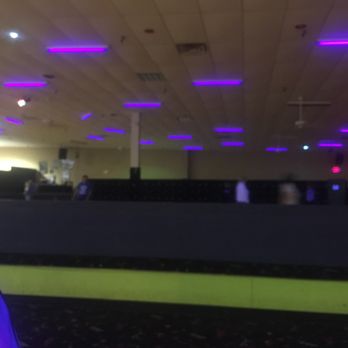 LOGANSPORT SKATE WORLD & FUN CENTER - Updated October 2025 - 11 Photos ...