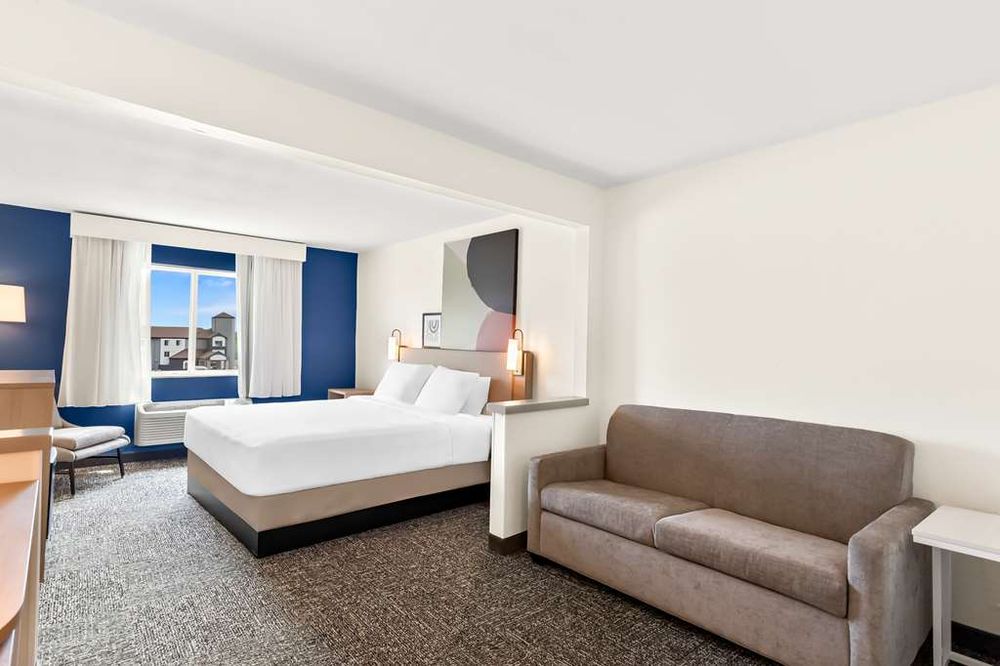 SPARK BY HILTON SPRINGFIELD SOUTHWEST - Updated December 2025 - 85 ...