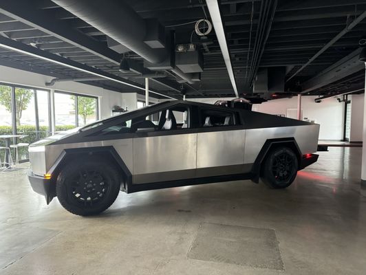 TESLA SERVICE CENTER - Updated December 2025 - 19 Photos & 27 Reviews ...