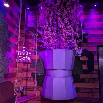 EL TIESTO CAFE - MIAMI - Updated August 2024 - 751 Photos & 499 Reviews ...
