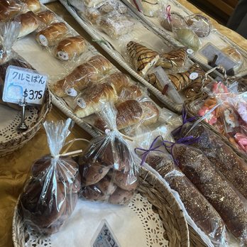 CLOVER BAKERY & CAFE - Updated September 2024 - 2126 Photos & 1270 ...