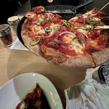 MOOTZ PIZZERIA + BAR - Updated January 2025 - 624 Photos & 625 Reviews ...