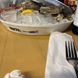 SHIPWRECK RAW BAR - Updated December 2025 - 259 Photos & 419 Reviews ...