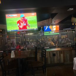 TAP ROOM - Updated July 2025 - 82 Photos & 94 Reviews - 47-51 North ...