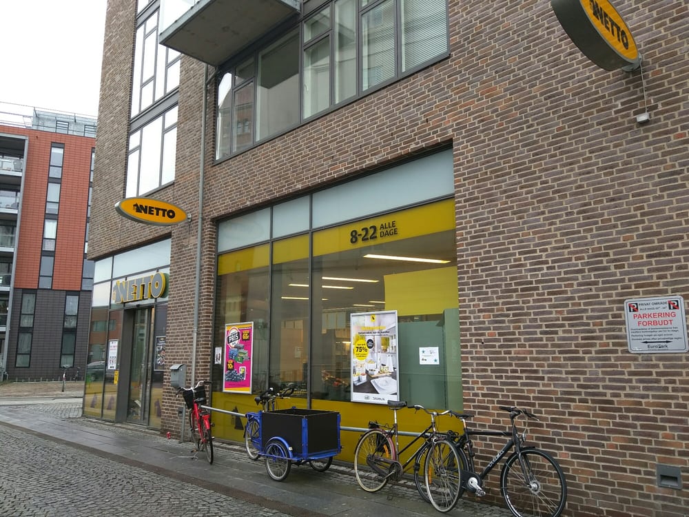 NETTO - Updated March 2025 - Amerika Plads 1, København, Denmark ...