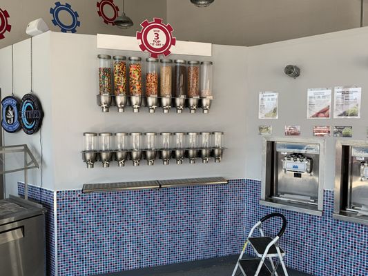 THE FROYO FACTORY - Updated October 2025 - 24 Photos & 11 Reviews ...
