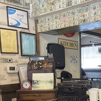 DEPOT DELI & GRILL - Updated September 2025 - 120 Photos & 113 Reviews ...