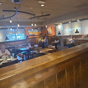OUTBACK STEAKHOUSE - Updated May 2026 - 46 Photos & 140 Reviews - 4777 ...