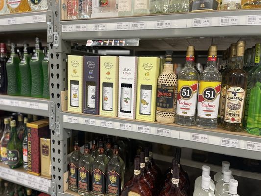 MEGA PACKAGE STORE - Updated December 2025 - 87 Photos & 50 Reviews ...