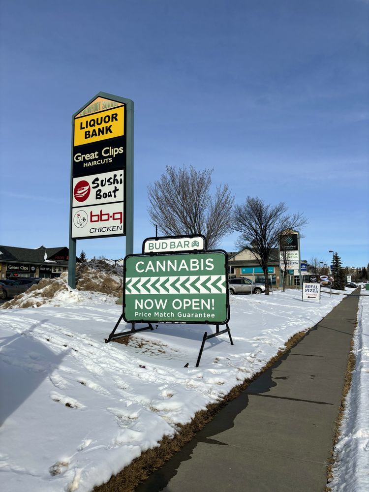 BUD BAR - CROWFOOT - Updated May 2026 - 23 Photos - 838 Crowfoot ...