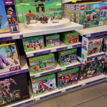 LEGO STORE DOWNTOWN SUMMERLIN - Updated April 2026 - 72 Photos & 26 ...