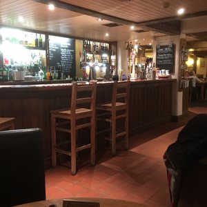 ASHCOTT INN - 50 Bath Road, Bridgwater, Somerset, United Kingdom - Pubs ...