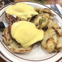 WAFFLE BARN - Updated July 2025 - 207 Photos & 331 Reviews - 1050 ...