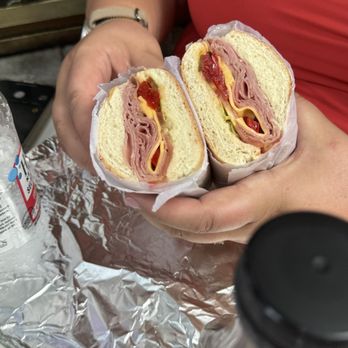 HELLO DELI - Updated September 2025 - 110 Photos & 185 Reviews - 213 W ...