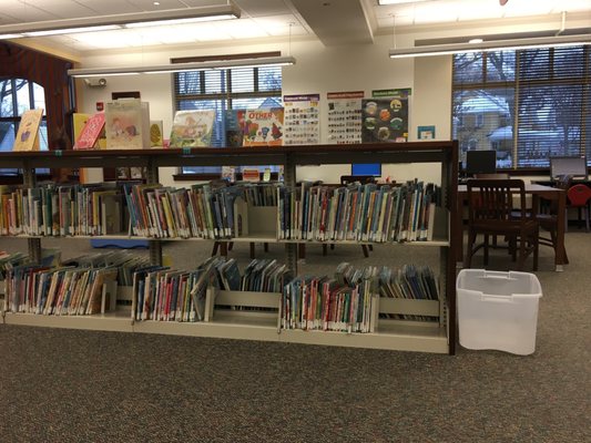 WHITEFISH BAY PUBLIC LIBRARY - Updated December 2025 - 13 Photos - 5420 ...