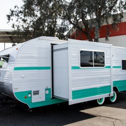 FREEDOM RV - 50 Photos & 61 Reviews - 3735 E Irvington Rd, Tucson ...