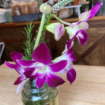 LOVELY - Updated June 2024 - 99 Photos & 90 Reviews - 349 Main St ...