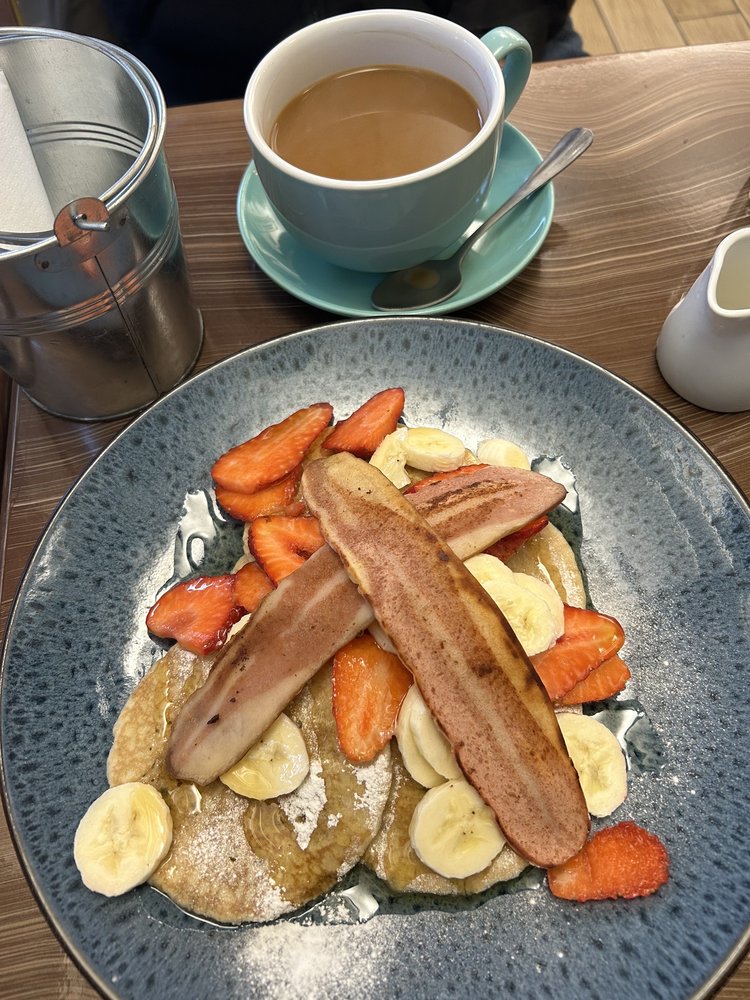 SWEET TOOTH CAFE - Updated March 2025 - 275 Upper Richmond Road, London ...