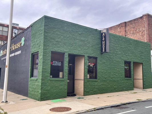 IRISH ALE HOUSE - Updated July 2025 - 19 Photos & 20 Reviews - 536 ...