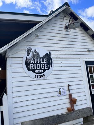 APPLE RIDGE FARM - Updated May 2025 - 1198 Pennell Rd, Saylorsburg ...