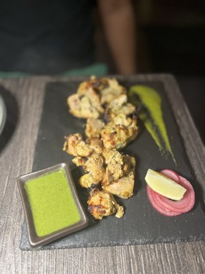 FOUR MONKEYS - Updated July 2024 - 173 Photos & 87 Reviews - 83 Summit ...