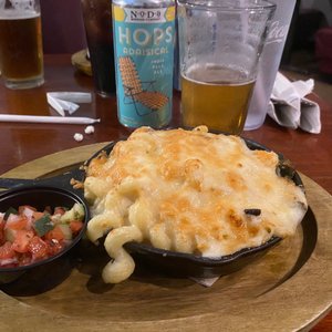 RELISH CRAFT KITCHEN & BOURBON BAR - 612 Photos & 830 Reviews - 5625 ...