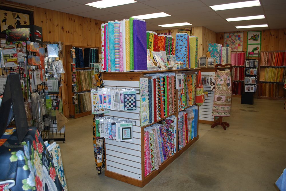 NORTH COUNTRY QUILTERS & SEW ‘N VAC - Updated April 2025 - 15 Depot St ...