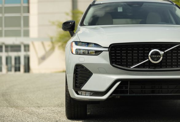 FLOW VOLVO CARS - Updated October 2025 - Request a Quote - 10 Photos ...