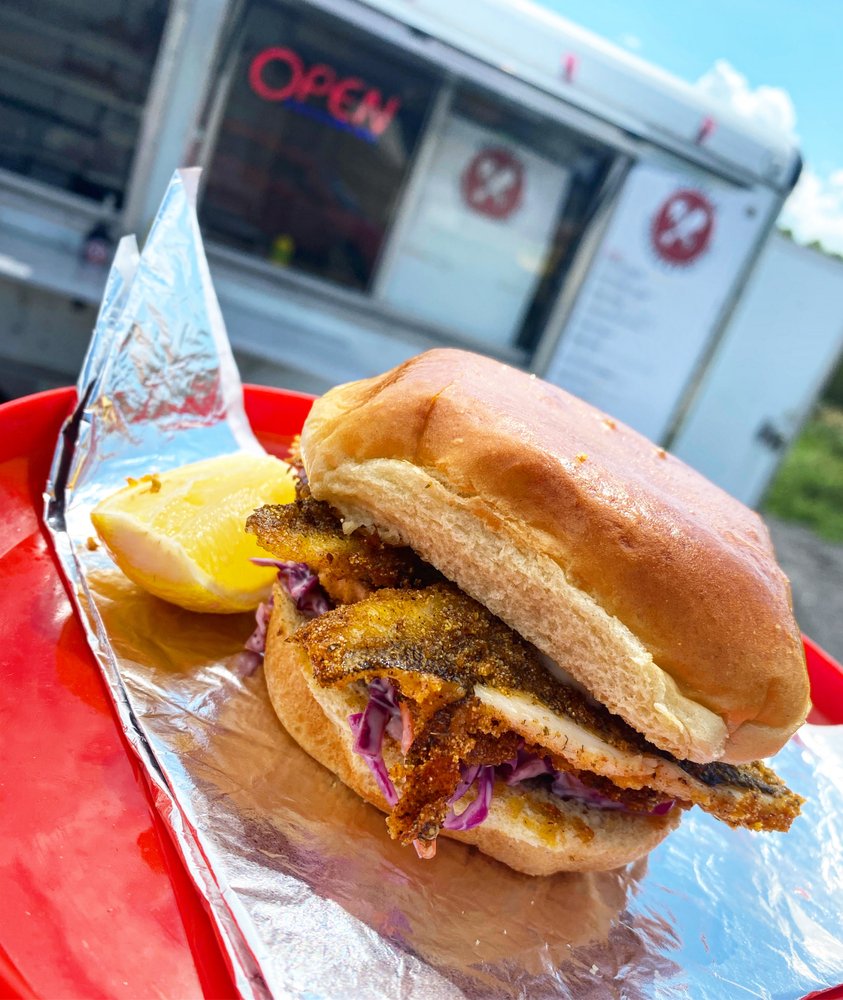 FRYWAY 49 CHICKEN & FISH - Updated June 2025 - 12 Photos - 777 Highway ...