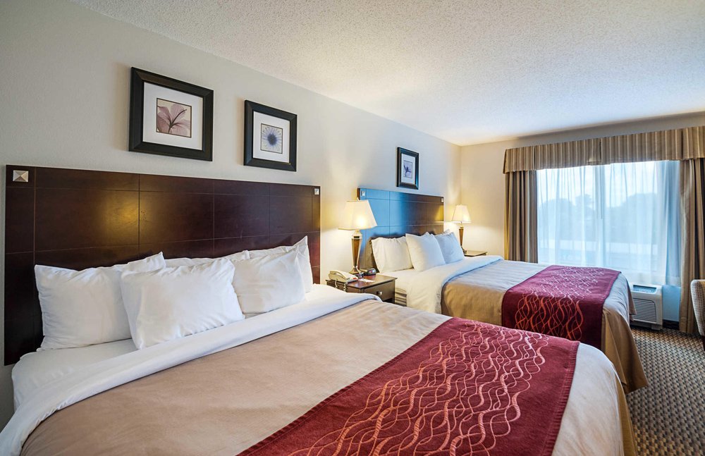 COMFORT INN & SUITES CAMBRIDGE - Updated August 2024 - 32 Photos & 34 ...