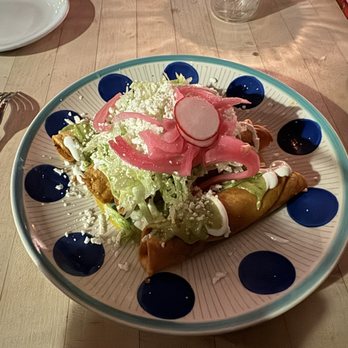 MA’COCO - Updated June 2024 - 203 Photos & 153 Reviews - 501 Comal St ...