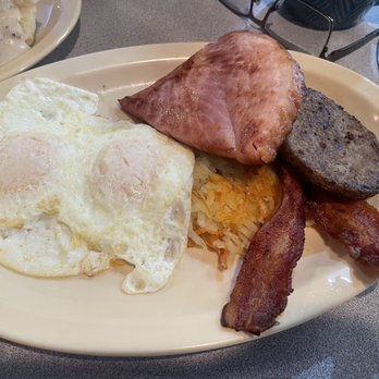 GOOD GRAVY! DINER - Updated December 2025 - 364 Photos & 412 Reviews ...