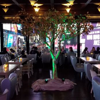 R Lounge at Two Times Square - 466 Photos & 332 Reviews - Lounges - Two ...