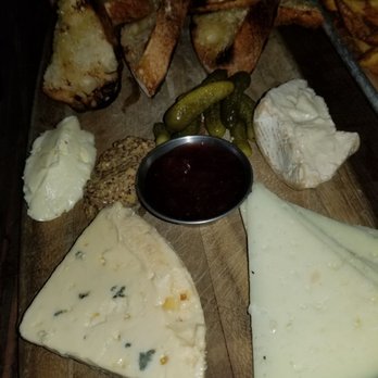 THE CRAFTY FOX ALE HOUSE - Updated May 2024 - 423 Photos & 287 Reviews ...