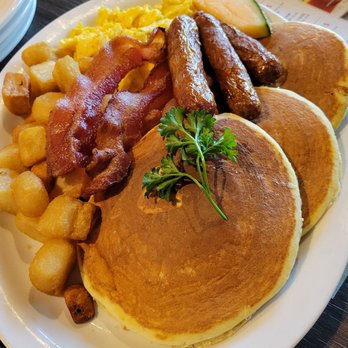 MARKHAM STATION - Updated January 2026 - 77 Photos & 35 Reviews - 10870 ...