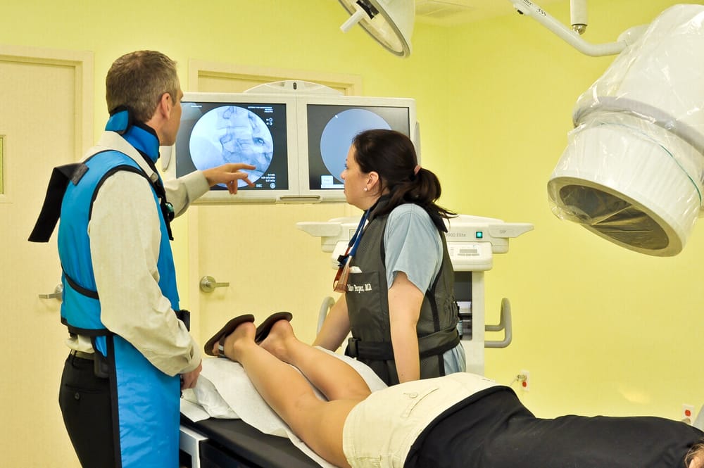 UNIVERSAL PAIN MANAGEMENT - Updated October 2025 - 19 Reviews - 2503 ...