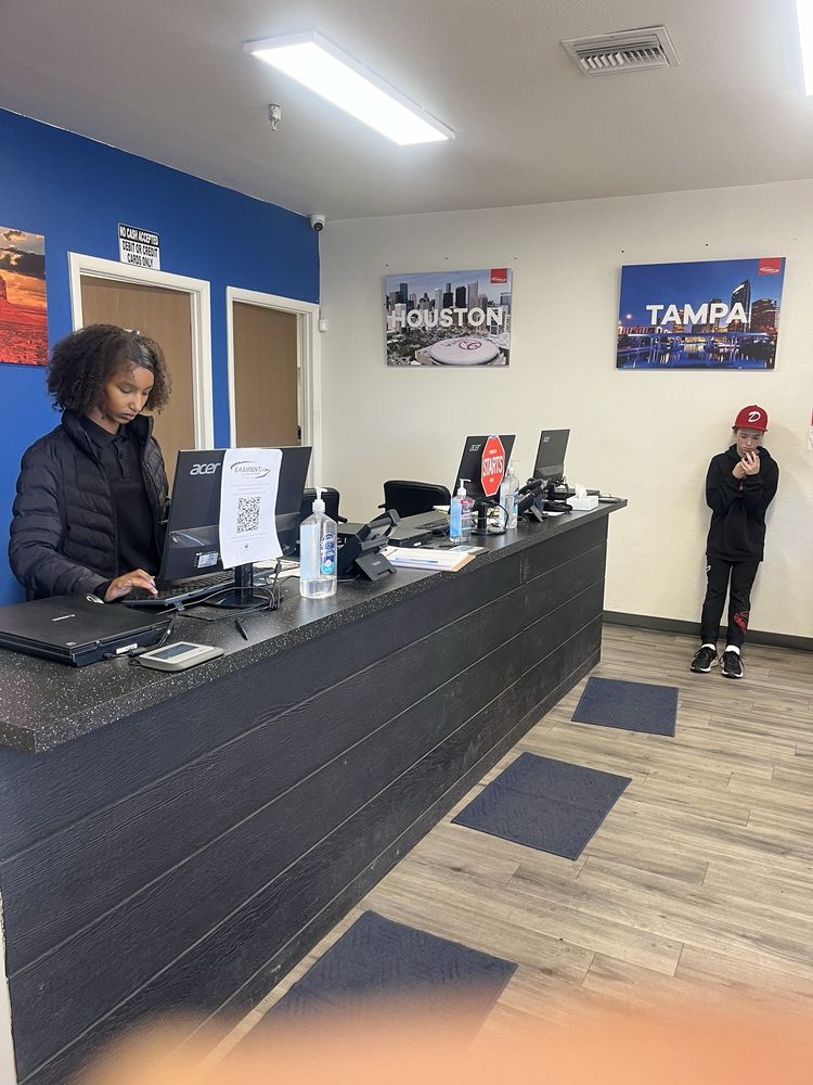 EASIRENT - Updated April 2025 - 32 Reviews - 2410 S Central Ave ...