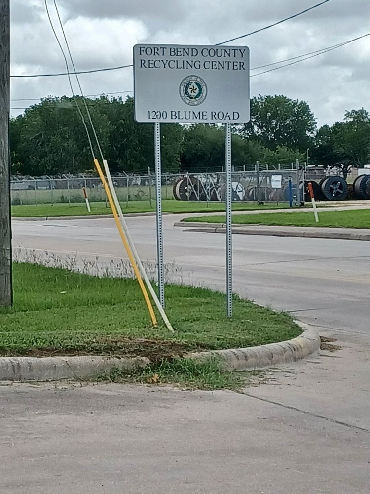 FORT BEND COUNTY RECYCLING CENTER - Updated October 2025 - 1124 Blume ...