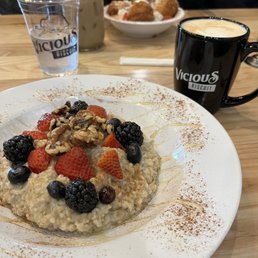 VICIOUS BISCUIT - Updated October 2025 - 182 Photos & 112 Reviews - 702 ...