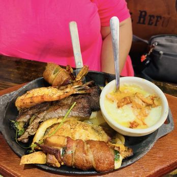 EL REFU - Updated September 2025 - 117 Photos & 91 Reviews - 17111 ...