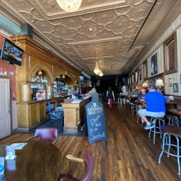 LINDBERG’S TAVERN - Updated October 2025 - 124 Photos & 157 Reviews ...