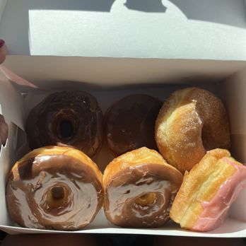 FRESH DONUT & DELI - Updated June 2025 - 268 Photos & 412 Reviews ...