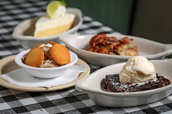 FLYING FISH - Updated December 2025 - 282 Photos & 335 Reviews - 300 E ...