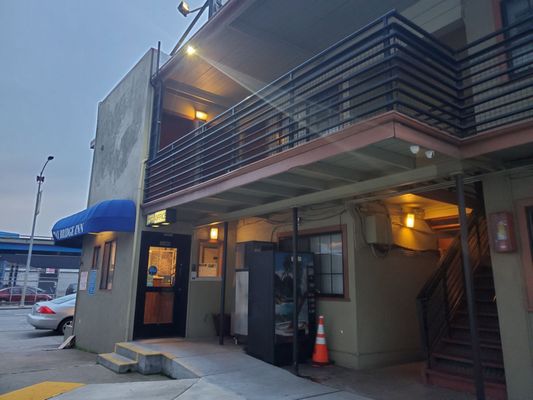 BAY BRIDGE INN - Updated October 2025 - 65 Photos & 153 Reviews - 966 ...