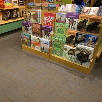 FIELD MUSEUM STORE - Updated January 2026 - 80 Photos & 17 Reviews ...