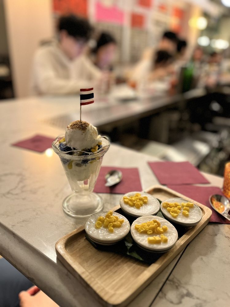 PRANAKHON THAI RESTAURANT - 1300 Photos & 359 Reviews - 88 University ...